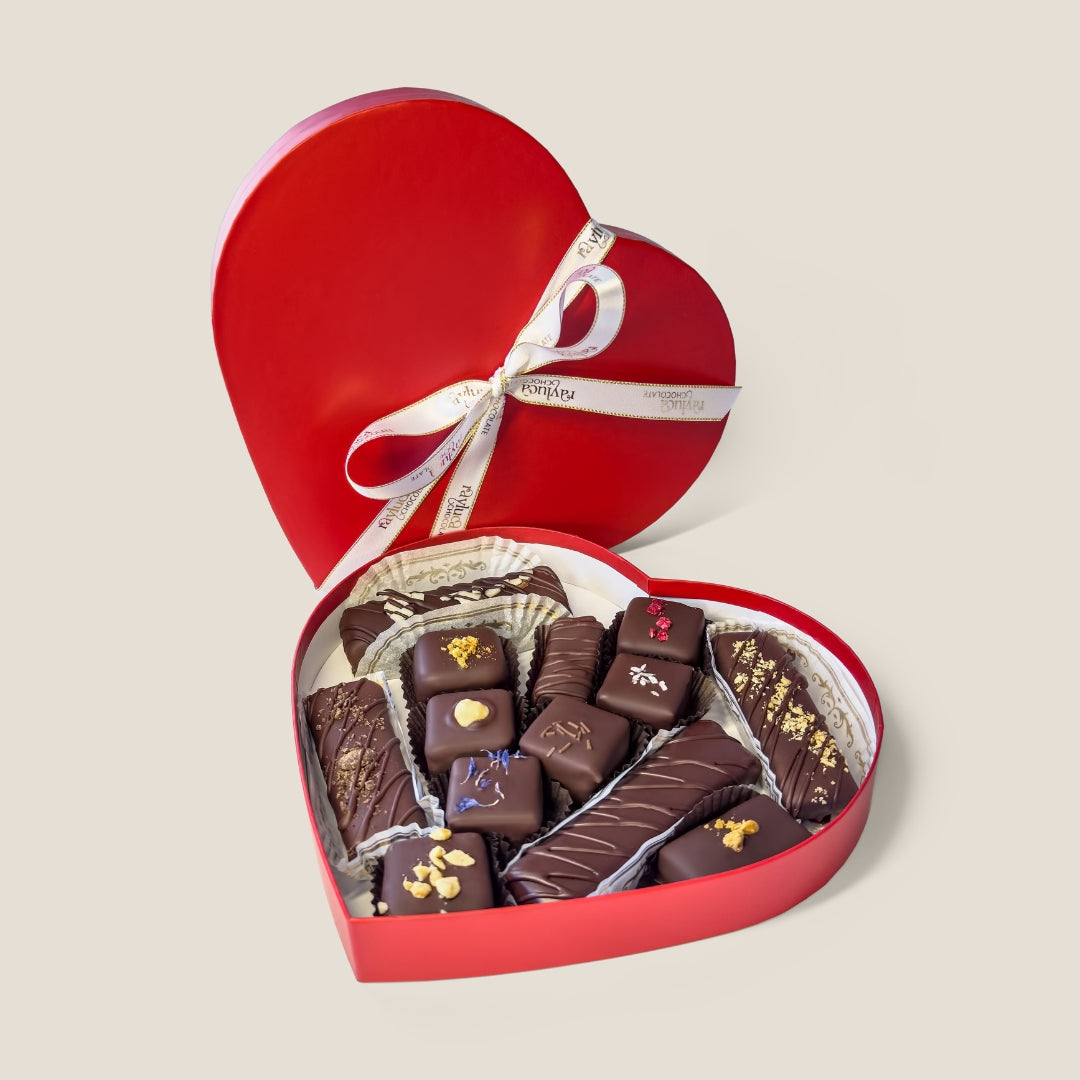 LOVERS SAMPLER – Rayluca Chocolate