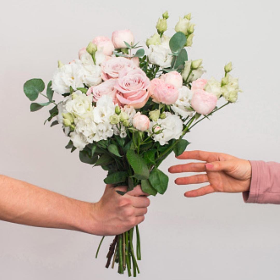 FLOWERS BOUQUET – Rayluca Chocolate